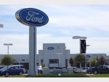 Sutton Ford Dealership in Matteson, IL | CARFAX