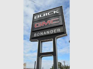 Bonander GMC Dealership in Turlock, CA | CARFAX