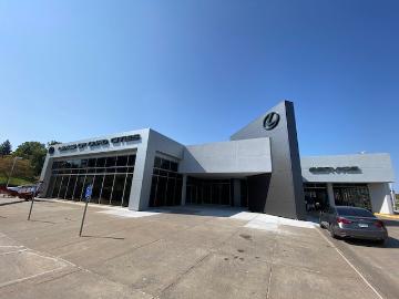 Lexus of Quad Cities Dealership in Davenport, IA | CARFAX